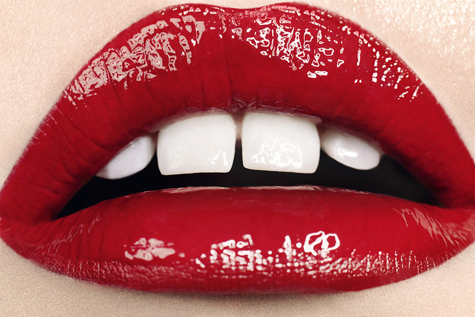 red lippy – Schön! Magazine